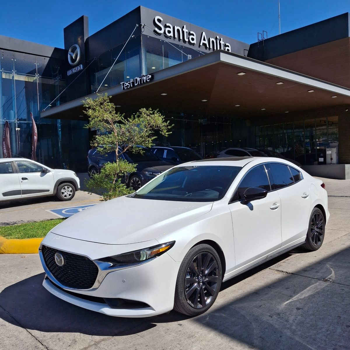 Mazda, Mazda 3, 4p Sedan Signature L4/2.5/T Aut, 2024, Mazda Santa ...
